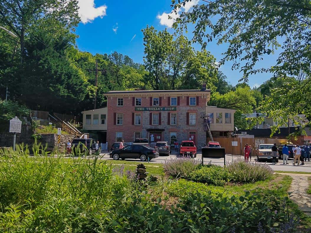 Things to do in Ellicott City - The Scribs and Nibs