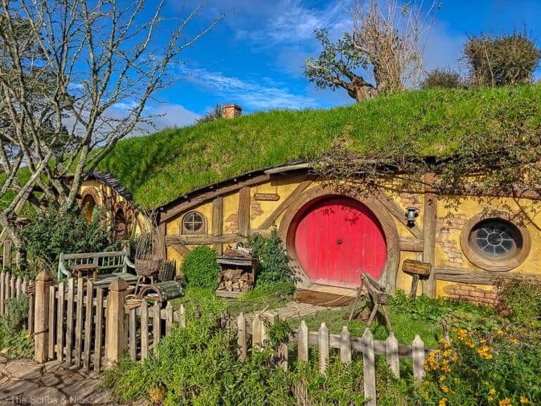 Visit the Hobbiton Movie Set (and Go Inside a Hobbit Hole!) - The ...